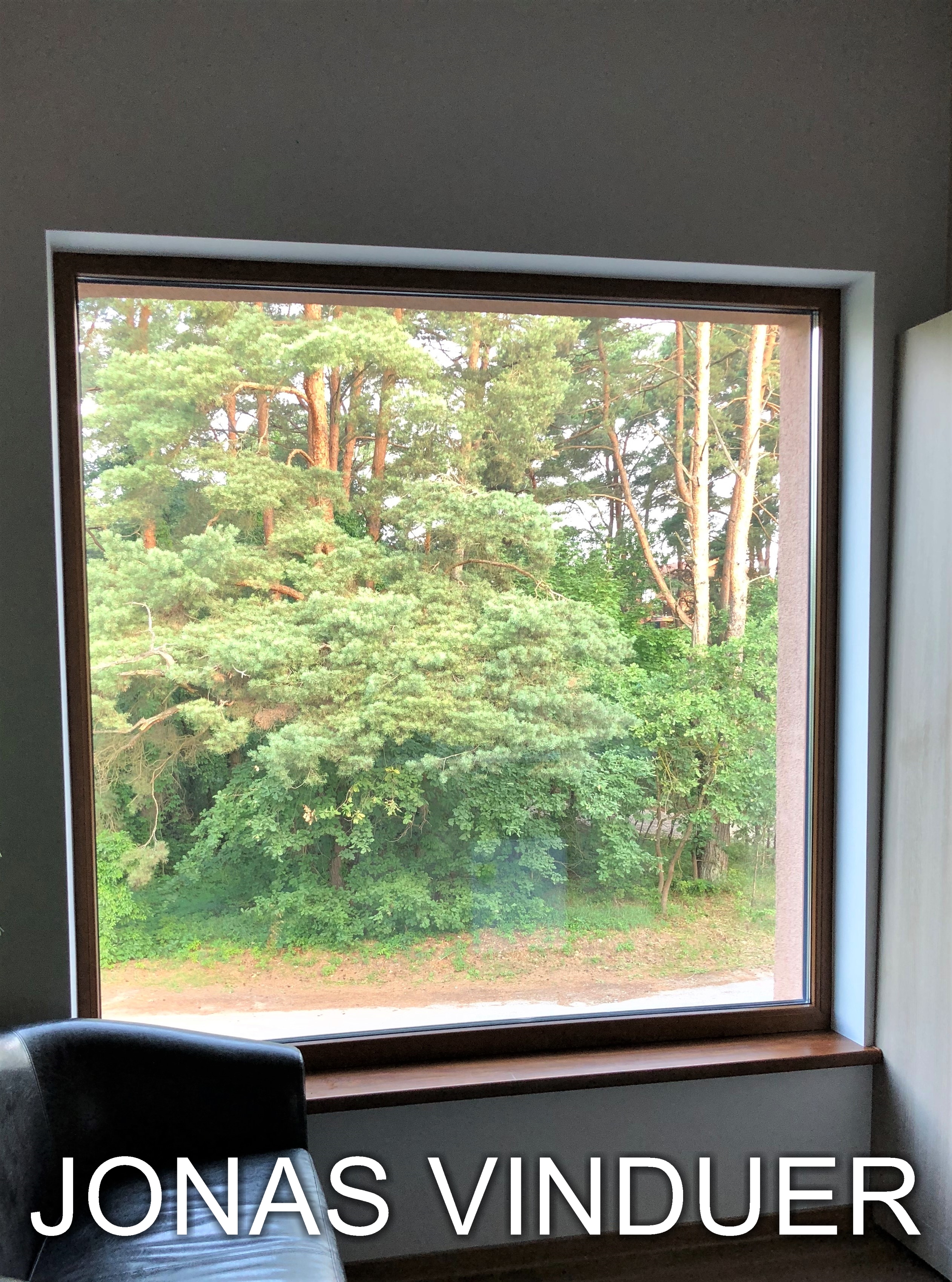 Fixed PVC window | Jonas Vinduer