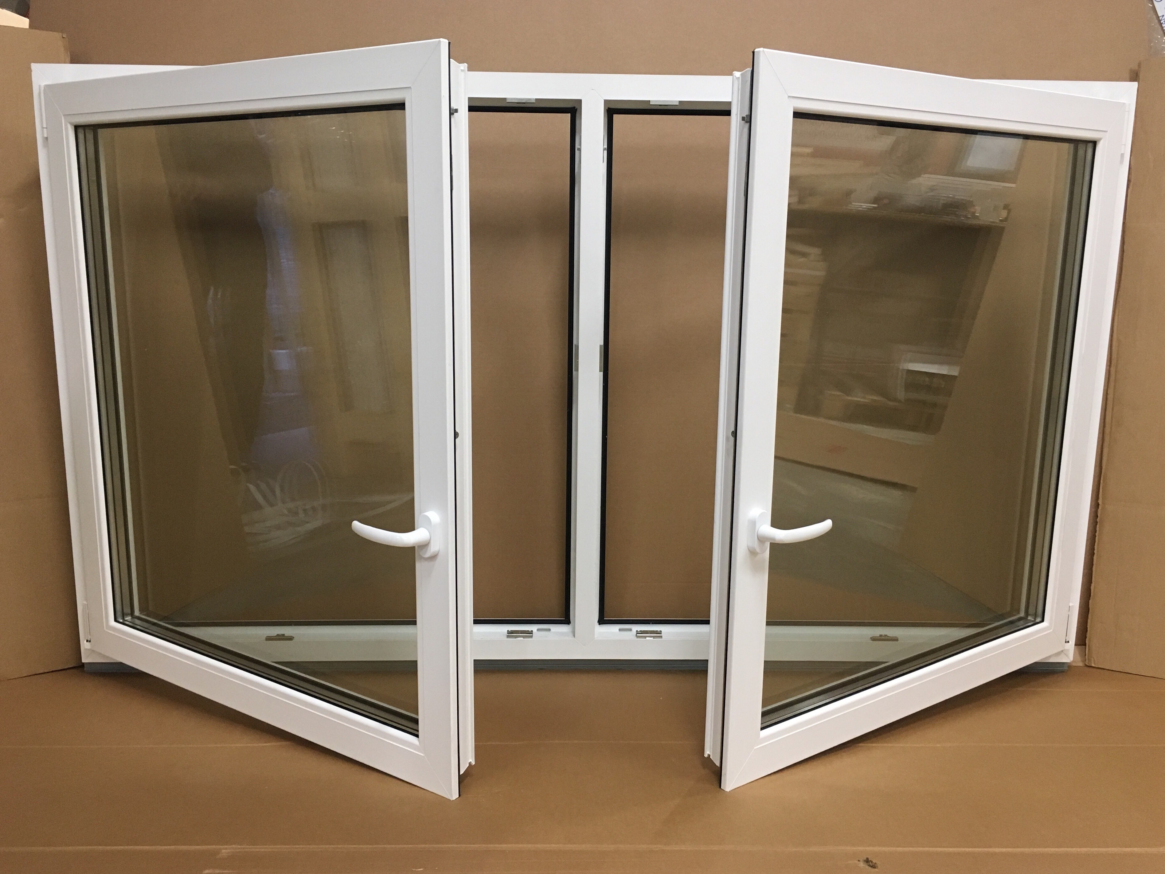 PVC window with 2 opening parts | Jonas Vinduer