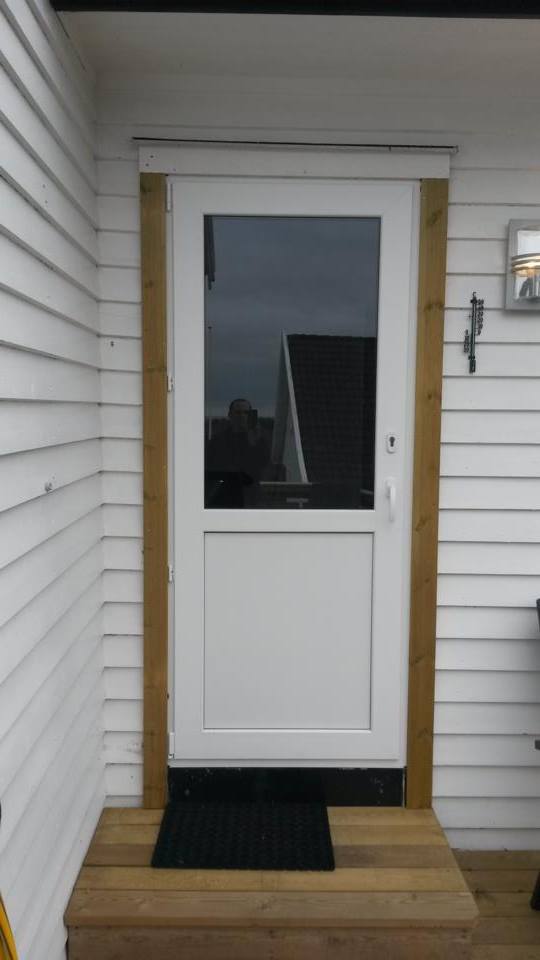 PVC outward opening balcony door | Jonas Vinduer